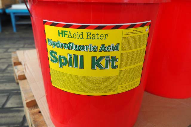HF Acid eater spill kit - Industriële Veiling Eindhoven