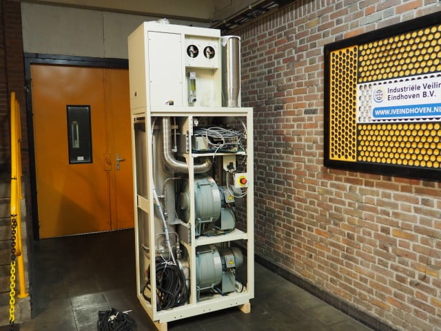 Alpha 8SE E Vertical gas diffusion furnace (7) - Industriële Veiling ...