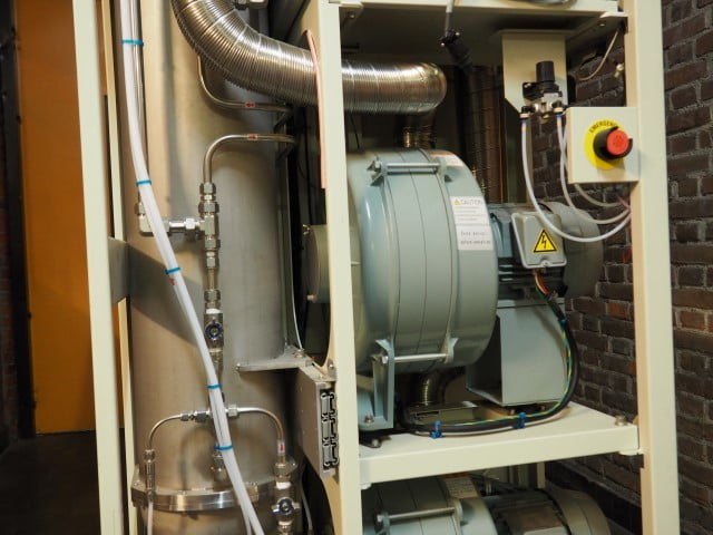 Alpha 8SE E Vertical gas diffusion furnace (9) - Industriële Veiling ...