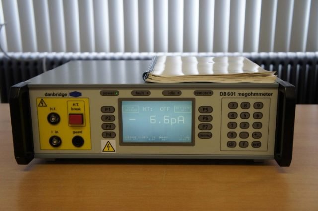 Danbridge DB 601 Megohmmeter - Industriële Veiling Eindhoven