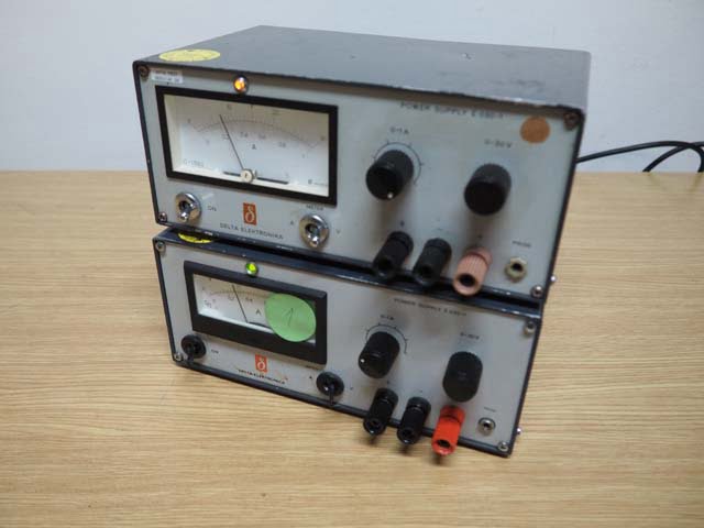 Delta_E030-1_regelbare_voeding (1) - Industriële Veiling Eindhoven B.V.