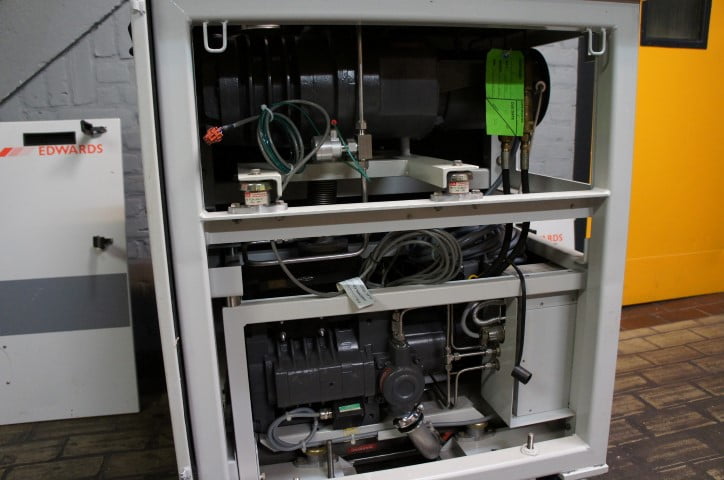 Edwards QMB 250 + QDP 40 Booster Pompsysteem (7) - Industriële Veiling ...