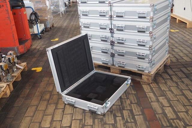 Faes Flightcase (77,5x57,5x18cm) - Industriële Veiling Eindhoven