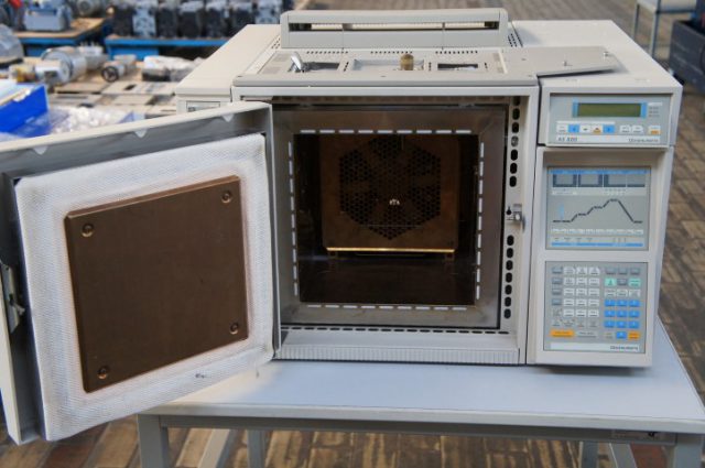 CE Instruments GC 8000 Top Gas Chromatograph - Industriële Veiling ...