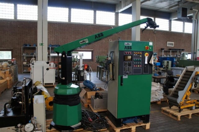 ABB Trallfa TR 4004 Paint Robot 3 Axis - Industriële Veiling Eindhoven