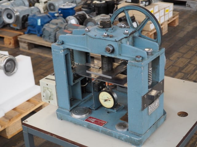 TMI Pressure Testing Machine (3) - Industriële Veiling Eindhoven